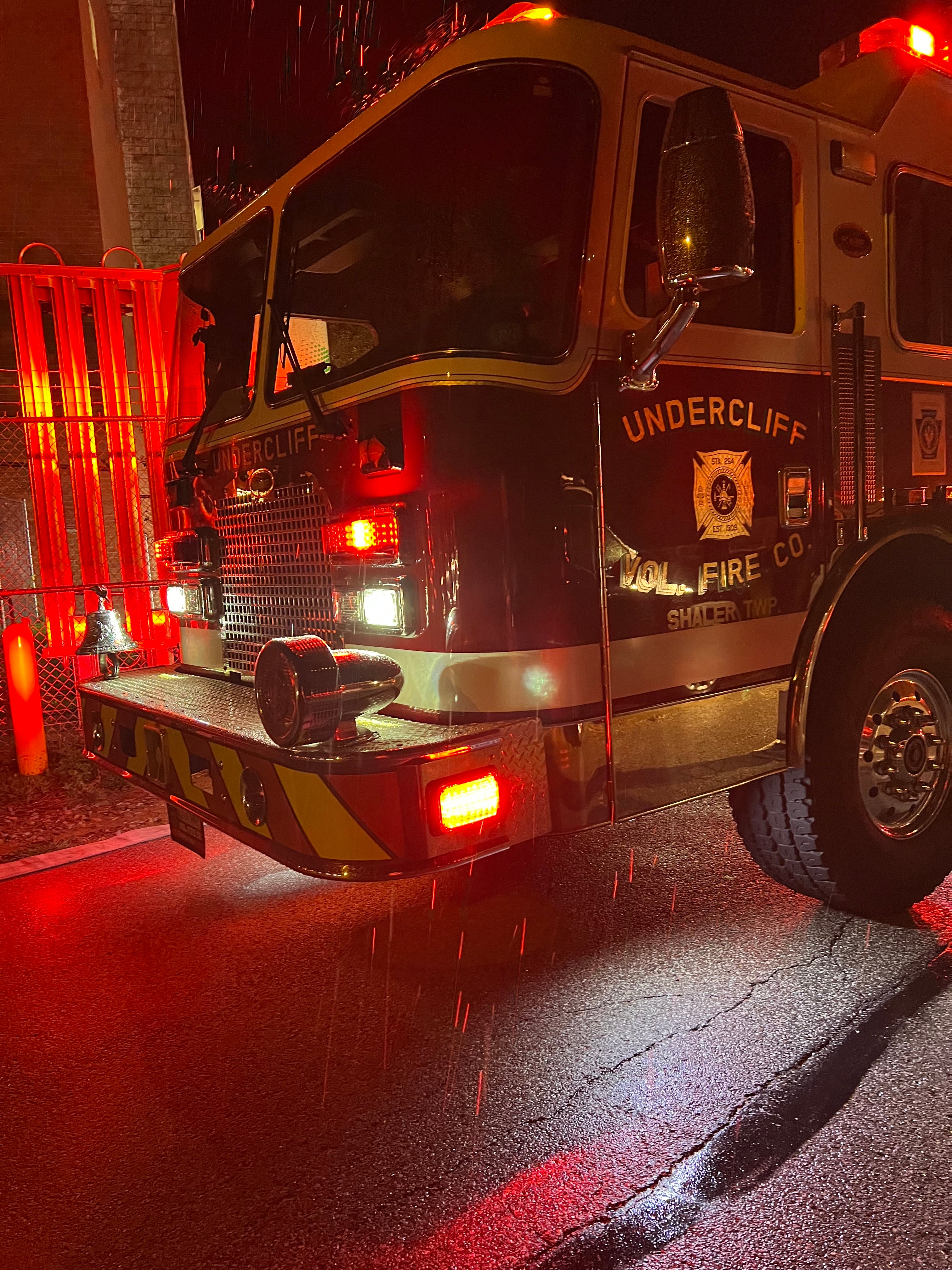 INCIDENT- 9/4/22 - POSSIBLE COMMERCIAL STRUCTURE FIRE - KANE REGIONAL ...